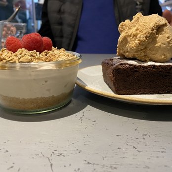 TAILEND RESTAURANT AND FISH BAR - Updated August 2024 - 99 Photos & 77 ...