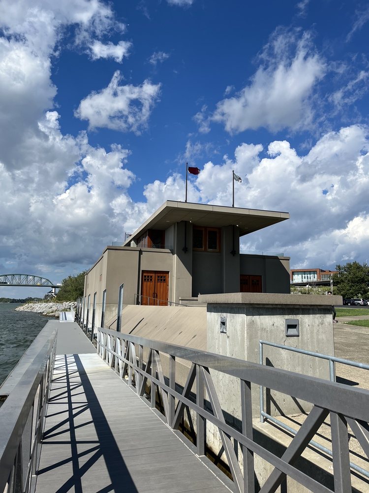 Frank Lloyd Wright's Rowing Boathouse, Buffalo | Roadtrippers