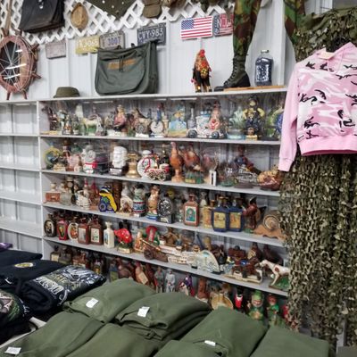 SAIGON SAM’S MILITARY SURPLUS - 14 Photos - 1970 Wilmington Hwy ...