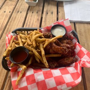 SWIGZZ RESTAURANT AND LOUNGE - Updated November 2024 - 29 Photos & 21 ...