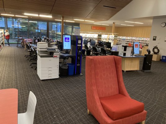 KINGSGATE LIBRARY - Updated October 2025 - 26 Photos & 25 Reviews ...