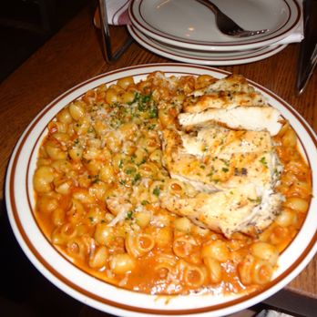 CHERRY’S HIGH DIVE - Updated December 2025 - 42 Photos & 24 Reviews - 488 Wellington Street W ...