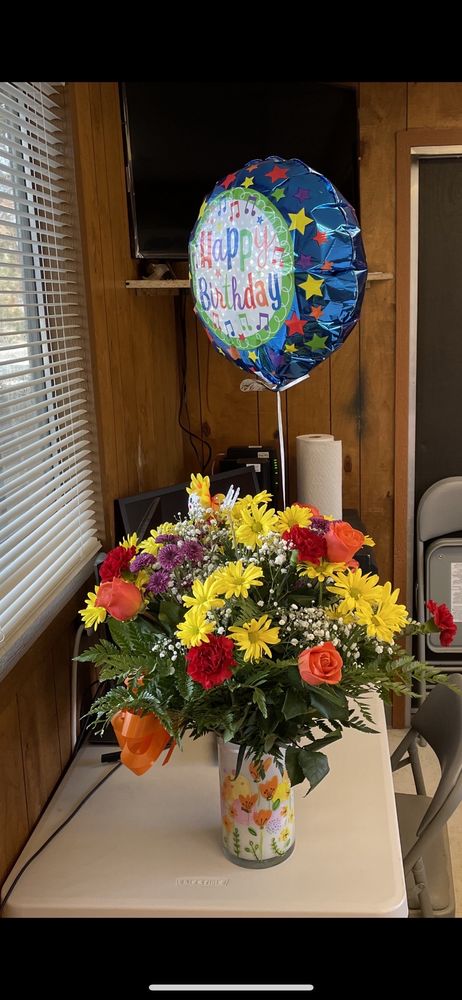 HUGO’S FLOWER SHOP - 110 Photos & 97 Reviews - 1325 S Garey Ave, Pomona ...