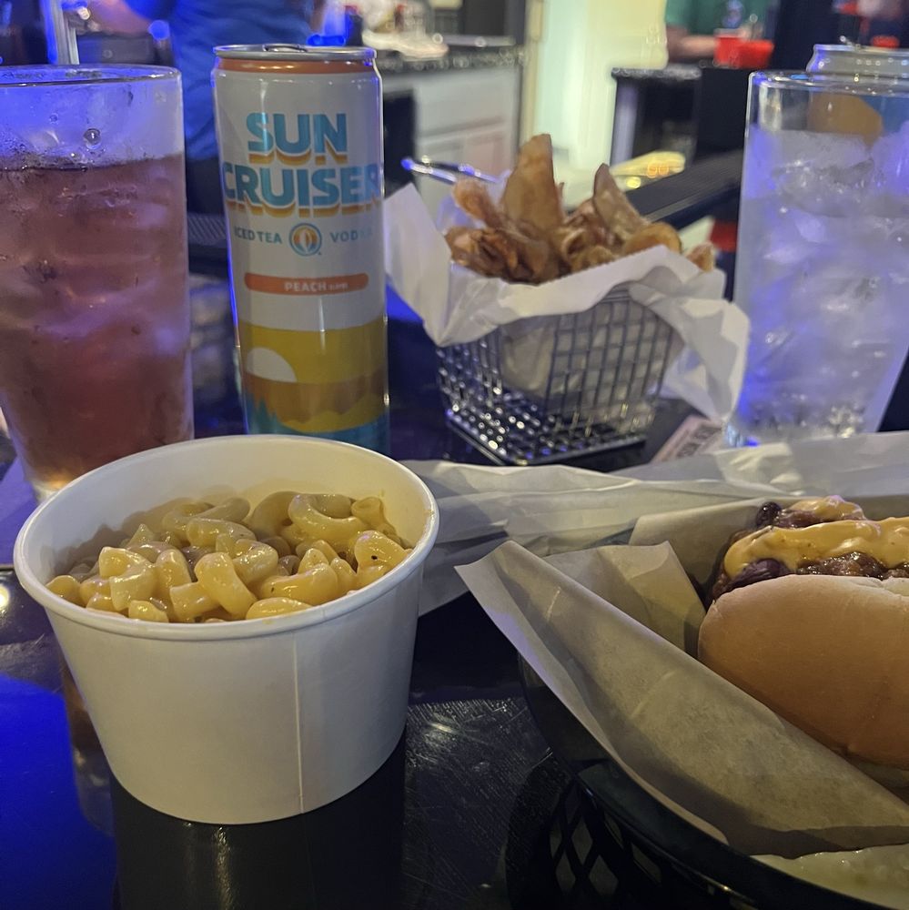 BLIND SQUIRREL PUB - Updated December 2025 - 802 N Mantua St, Kent, Ohio - Bars - Restaurant ...