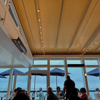 DRIFTWOOD KITCHEN - 3733 Photos & 2895 Reviews - 619 Sleepy Hollow Ln ...