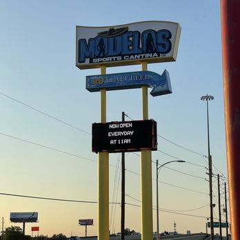 MODELOS SPORTS CANTINA - Updated December 2025 - 22 Photos & 14 Reviews ...