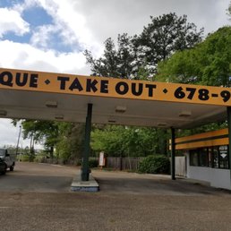 PIG OUT - Updated December 2025 - 45 Photos & 58 Reviews - 3033 Reeves ...