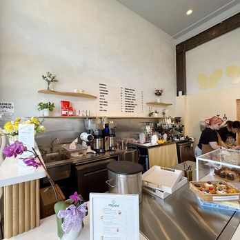 NABI CAT CAFE - Updated September 2025 - 476 Photos & 123 Reviews ...