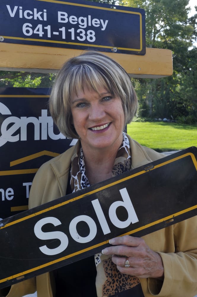 VICKI BEGLEY - Updated January 2026 - 1208 Ave I, Scottsbluff, Nebraska ...