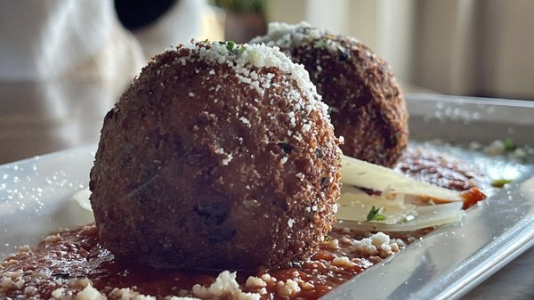 GIO MODERN ITALIAN - 433 Photos & 366 Reviews - 138 Chesterfield Towne ...