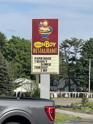 MIDWAY OH-BOY RESTAURANT - Updated January 2026 - 105 Photos & 153 ...