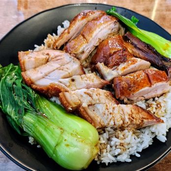 FAMOUS KITCHEN - Updated December 2025 - 373 Photos & 193 Reviews ...