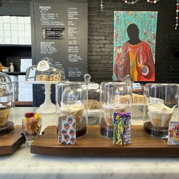 BAKED & WIRED - Updated October 2024 - 4610 Photos & 5197 Reviews ...