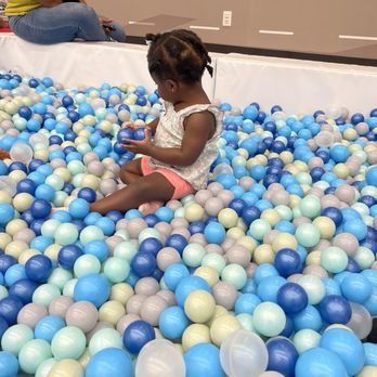 THE TREE HOUSE INDOOR PLAY & CAFE - Updated July 2025 - 54 Photos & 27 ...