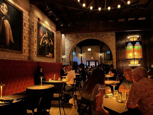 SIDEBAR - Updated July 2025 - 219 Photos & 102 Reviews - 215 E ...