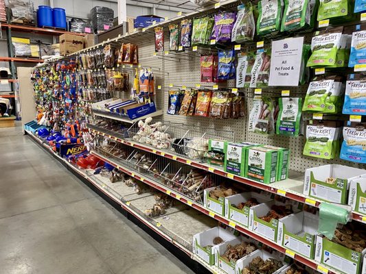 IFA COUNTRY STORE - RIVERTON - Updated November 2025 - 12 Photos & 17 ...