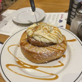 THE BEEHIVE - Updated August 2025 - 311 Photos & 401 Reviews - 30 Old ...