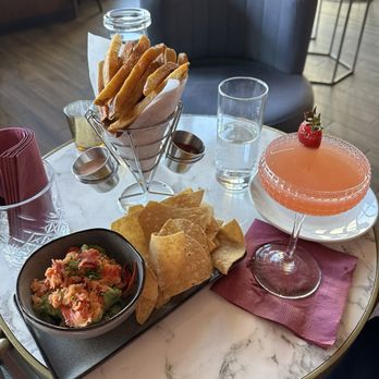 DEAR IRVING ON HUDSON ROOFTOP BAR - Updated March 2025 - 711 Photos ...