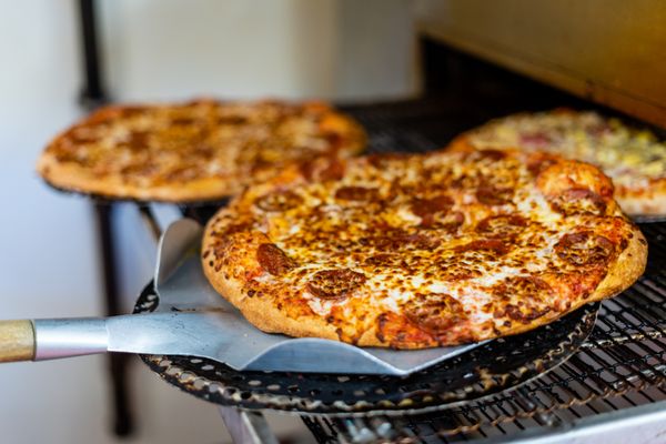 CHANELLO’S PIZZA - 49 Photos & 96 Reviews - 2803 W Broad St, Richmond ...