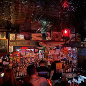 PAUL’S COCKTAIL LOUNGE - 33 Photos & 52 Reviews - 2 Ave Of The Americas ...