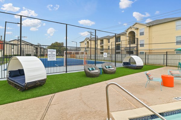 ELLIOT WINDSPRINT APARTMENTS - Updated December 2025 - 131 Photos ...