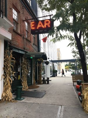 THE EAR INN - 199 Photos & 412 Reviews - Bars - 326 Spring St, New York ...