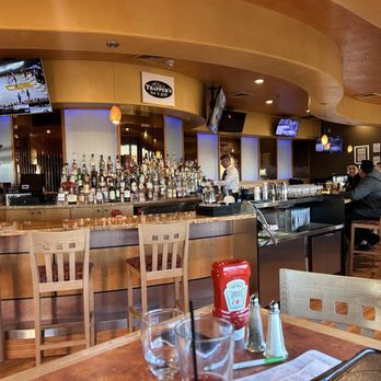 TRAPPER’S BAR & GRILL - Updated January 2026 - 16 Photos & 21 Reviews ...