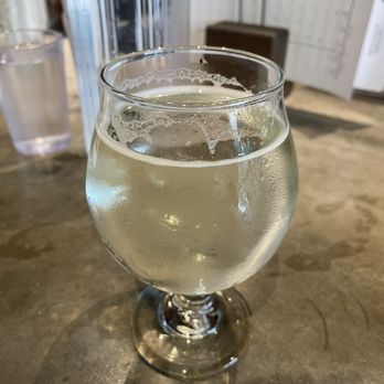 THE HALL BY BEER LAB HI - Updated August 2024 - 922 Photos & 236 ...