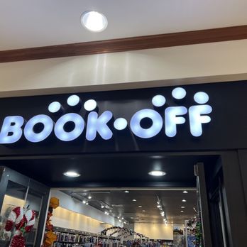 BOOK OFF - PEARLRIDGE CENTER - Updated May 2025 - 130 Photos & 137 ...