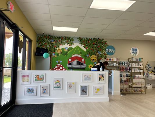 BUSY BEES KIDS SALON - Updated February 2026 - 20 Photos & 10 Reviews - 290 Nicholas Pkwy NW ...