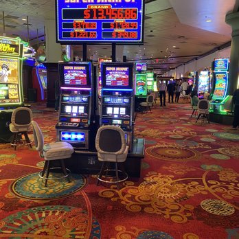 SILVER LEGACY RESORT CASINO - Updated June 2025 - 1777 Photos & 1789 ...