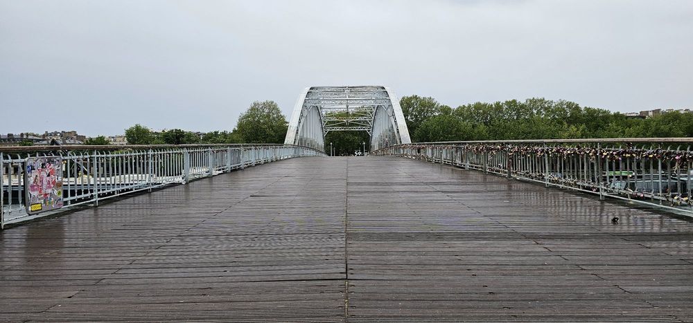 LE PONT DES ARTS - Updated December 2025 - 292 Photos & 141 Reviews ...