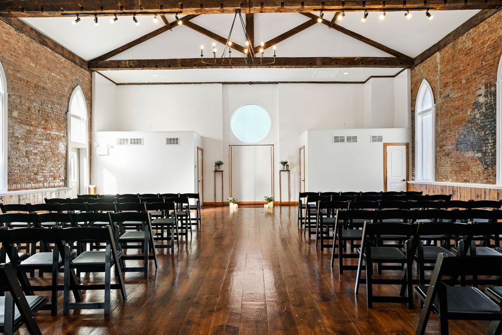 THE OPAL HAUS - Updated January 2026 - 14 Photos - 9 E Center St ...