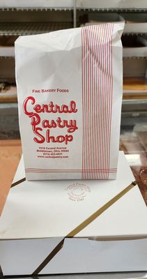 CENTRAL PASTRY SHOP - 59 Photos & 60 Reviews - 1518 Central Ave ...