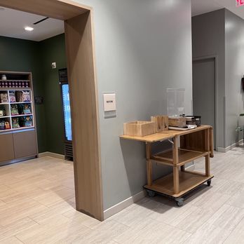 ELEMENT PHILADELPHIA DOWNTOWN - Updated November 2024 - 197 Photos & 65 ...