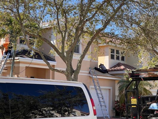 FRANK SEEBER ROOFING - Updated October 2025 - 24 Photos & 18 Reviews ...