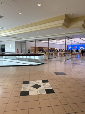 APPLE ALTAMONTE - Updated December 2025 - 47 Photos & 189 Reviews - 451 ...