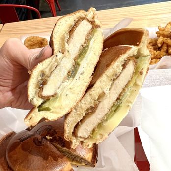 SPINNING BUNS - Updated October 2025 - 123 Photos & 66 Reviews - 1200 ...