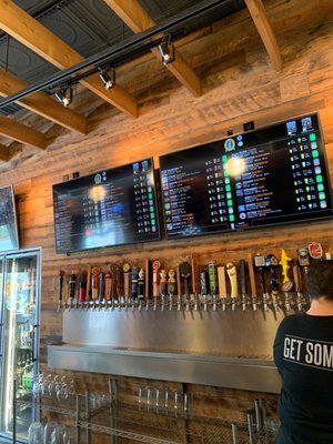 PIES & PINTS - LEXINGTON - Updated October 2025 - 451 Photos & 611 ...