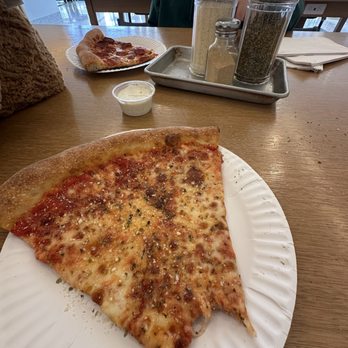 DANNY BOY’S FAMOUS ORIGINAL PIZZERIA - Updated March 2025 - 418 Photos ...