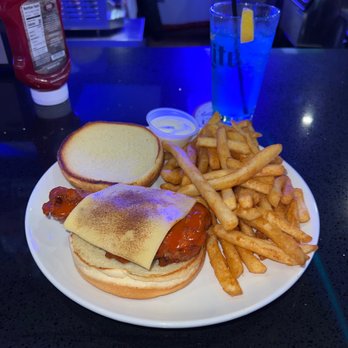 TOUCHDOWN SPORTS BAR AND LOUNGE - Updated December 2025 - 56 Photos ...