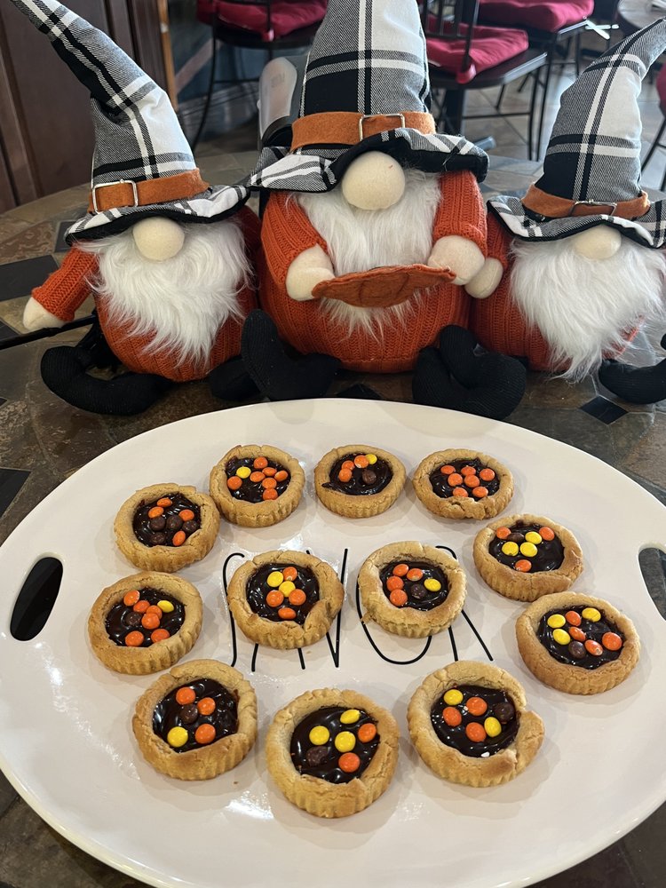 UNCLE CARLOS GELATO & PATISSERIE - Updated August 2024 - 74 Photos & 75 ...