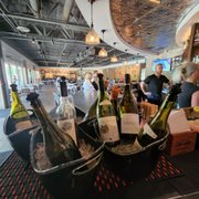 DISTRICT TABLE AND BAR - 518 Photos & 492 Reviews - 4665 SE Dixie Hwy ...