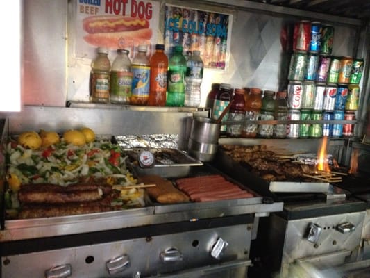 SABRETT HOT DOG CART - Updated August 2025 - 12 Photos - 80 5th Ave ...