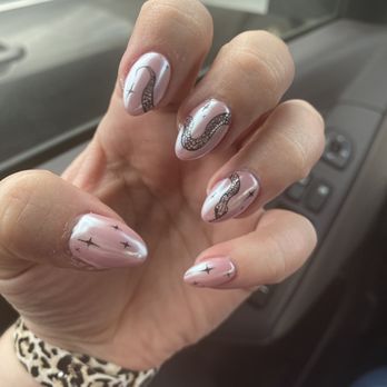 OBSIDIAN NAIL STUDIO - Updated October 2025 - 22 Photos - 360 Castle ...