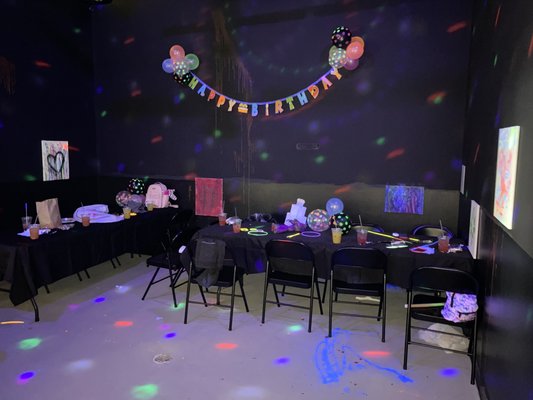 CHATTER PAINT - Updated December 2025 - 19 Photos - 10131 Coors Blvd NW ...