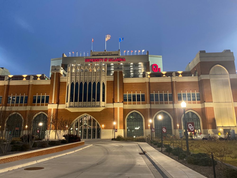 OKLAHOMA SOONERS STADIUM - Updated December 2024 - 821 E Lindsey St ...