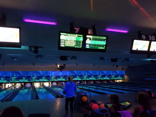 ROYAL Z LANES - Updated October 2025 - 2667 E. St. Rt. 22 & 3, Wilmington, Ohio - Pool Halls ...