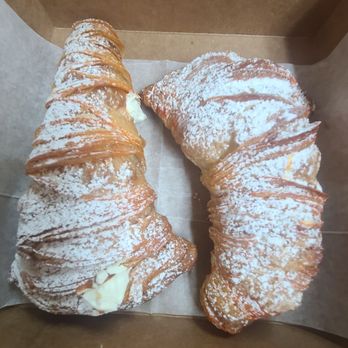 BELLA ROMA BAKERY & PIZZERIA - 62 Photos & 121 Reviews - 475 Riomar Dr ...