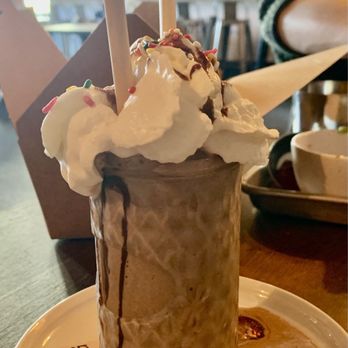 ENGINE ROOM - 1348 Photos & 1363 Reviews - 14 Holmes St, Mystic ...